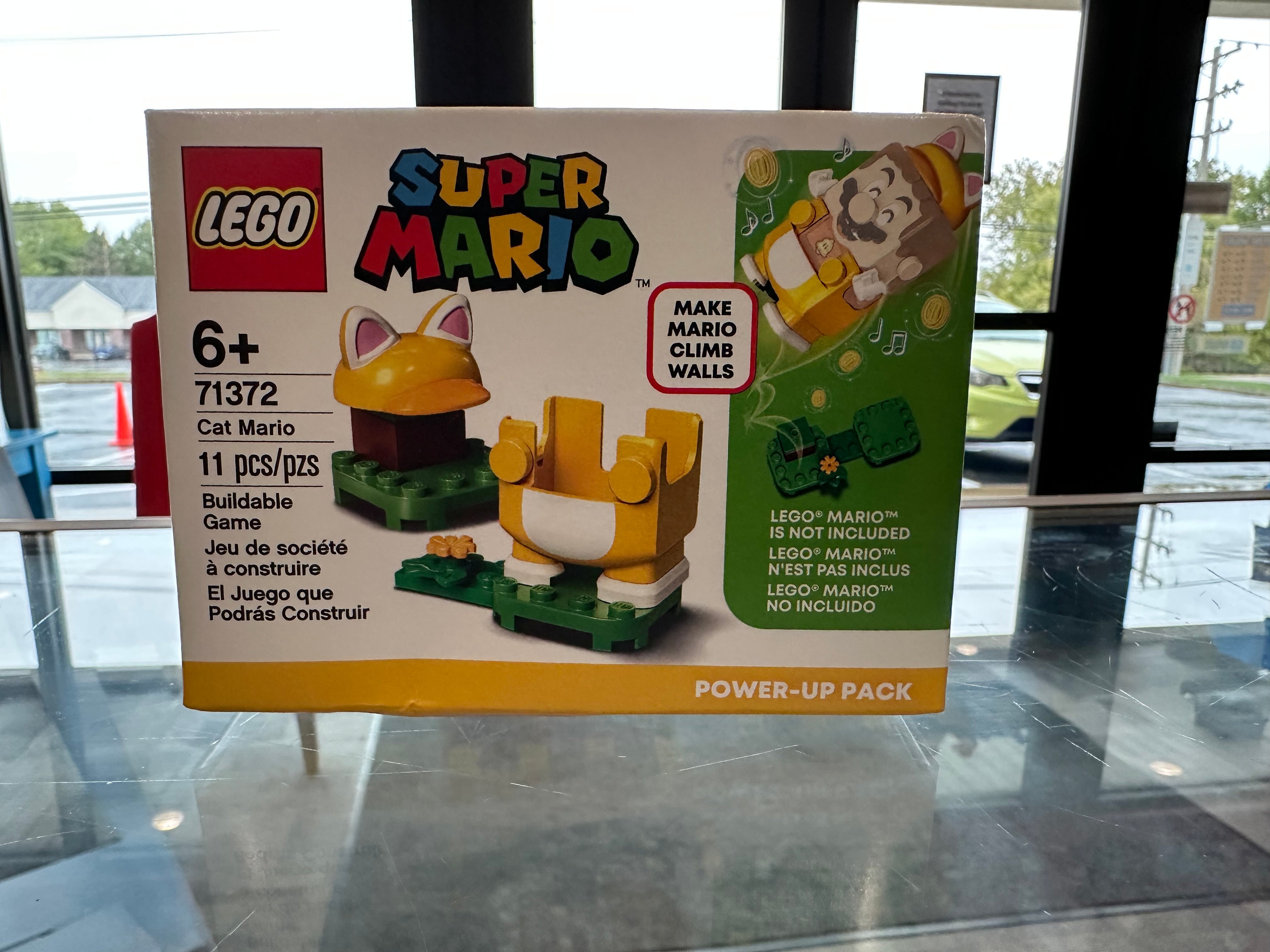 71372 Super Mario Cat Mario - Retired – bricksandminfigsmetroeast